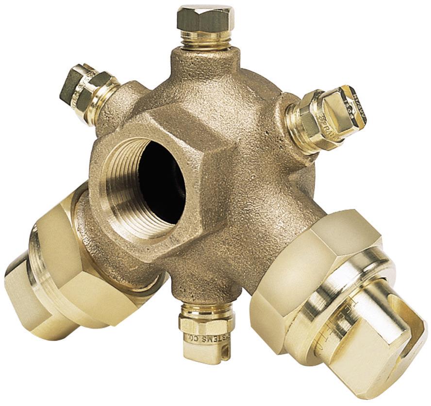 TeeJet BoomJet wide spray boomless nozzle rated @ 2.5 bar (36 psi) wit ...